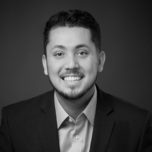 Summit Bank Promotes Fernando Lira to Relationship Banking Officer ...